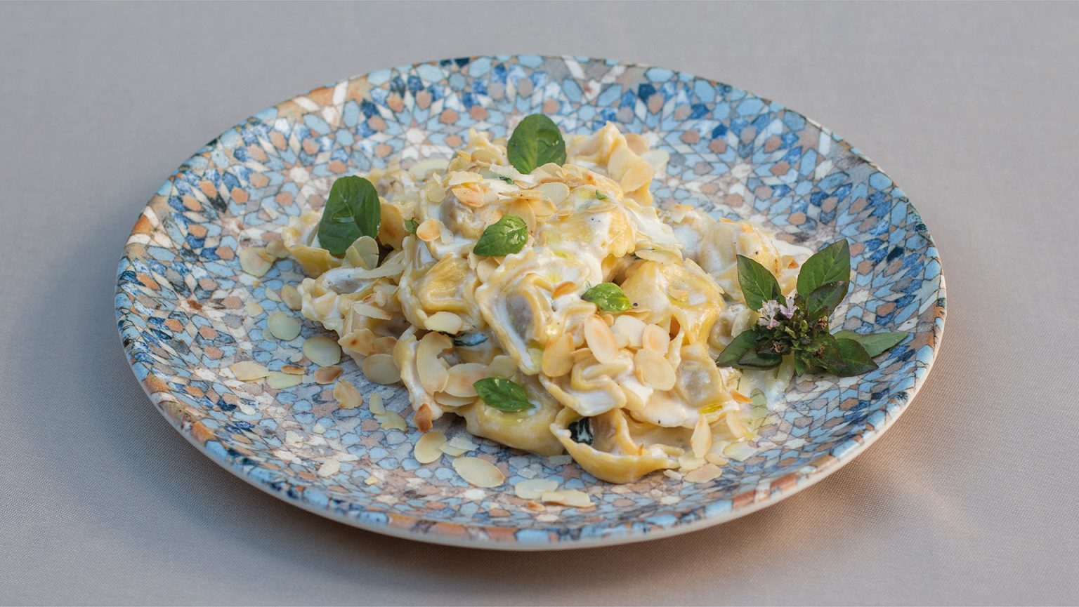 “Tortellini” me rikota, borzilok, e peta bajamesh – Era